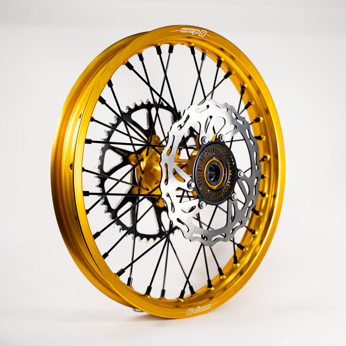 Ultra Bee 18/21" wheel and tire combo - Warp 9