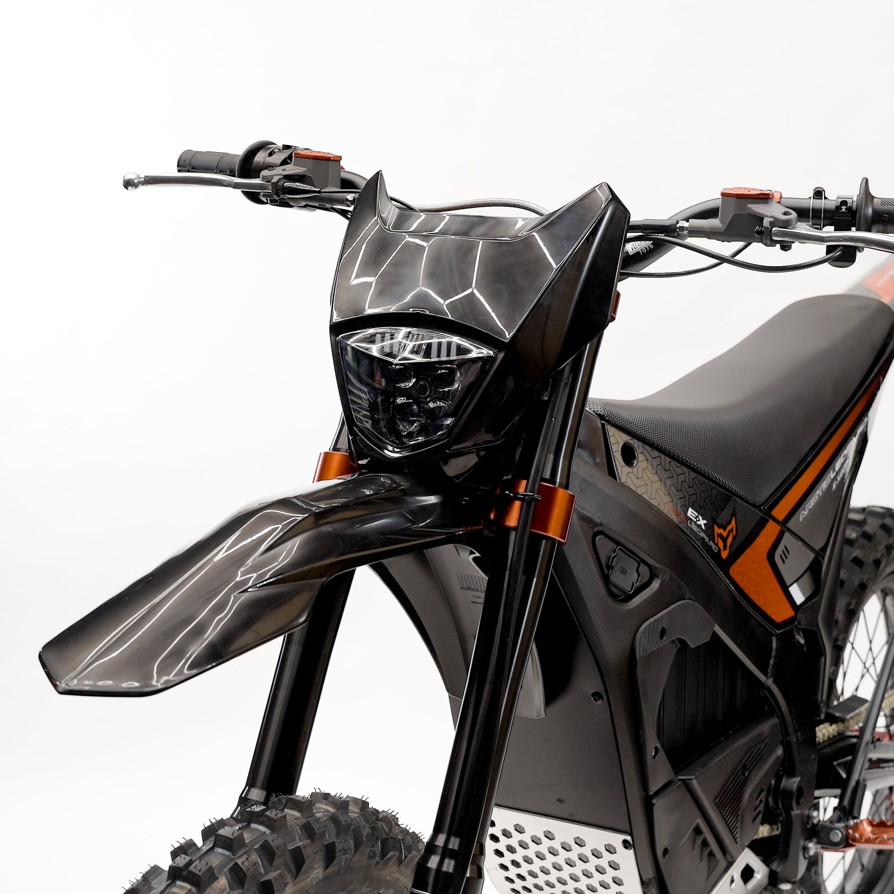 Arctic Leopard EX 800 (Snow Leopard) Electric